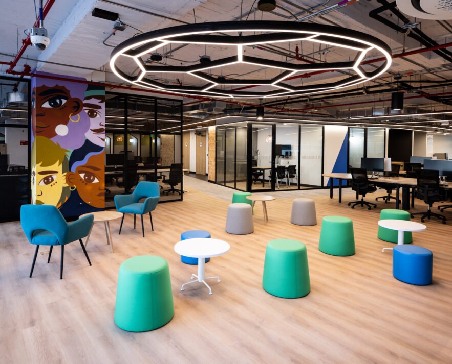 Arquitectura con Alma: 30 años de evolución tecnológica en AEI SPACES ...